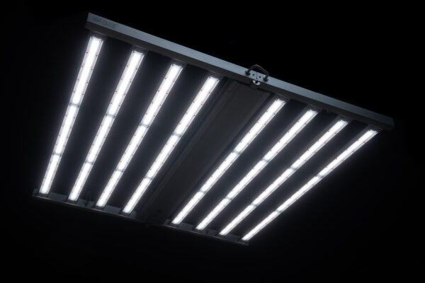 Introducing the Pisces LED Fixture | Battle Born Hydro